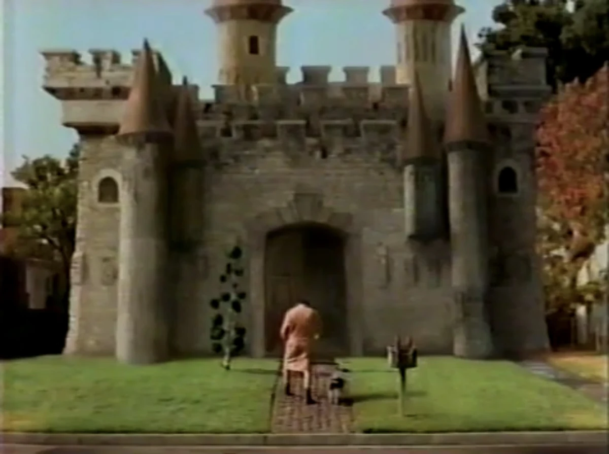 Castle Home | Geico Wiki | Fandom