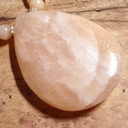 Blush Quartz | GemCrust Wikia | Fandom