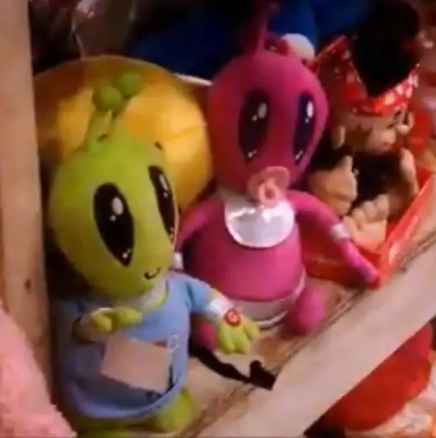 Magogo Aliens | Gemmy Wiki | Fandom