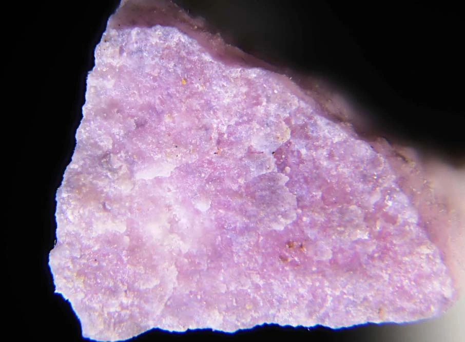 Bentorite | Gemstone Wiki | Fandom