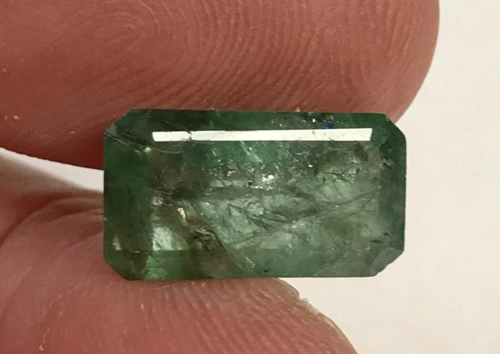 Brazilian Emerald | Gemstone Wiki | Fandom