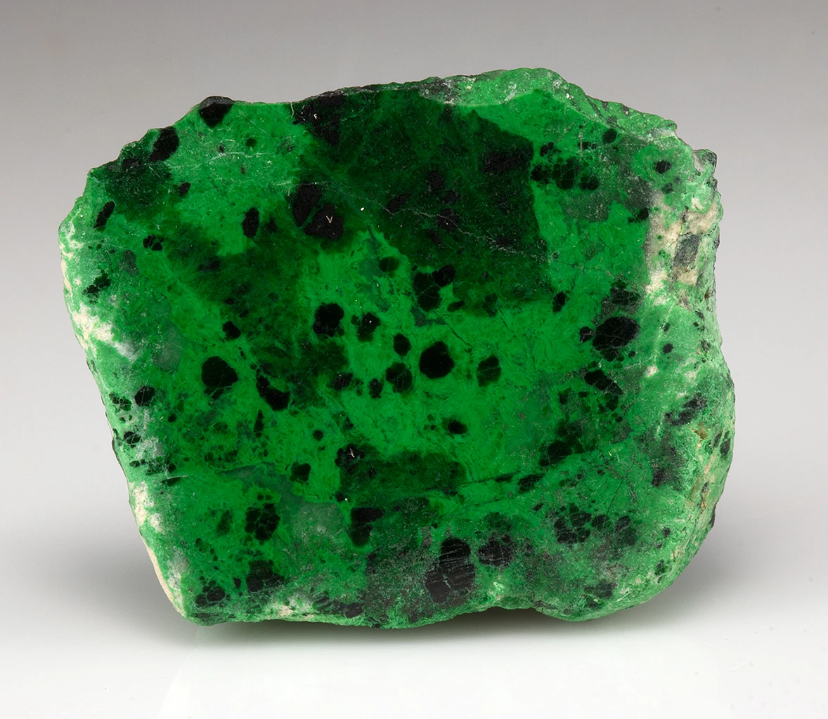 Kosmochlor | Gemstone Wiki | Fandom