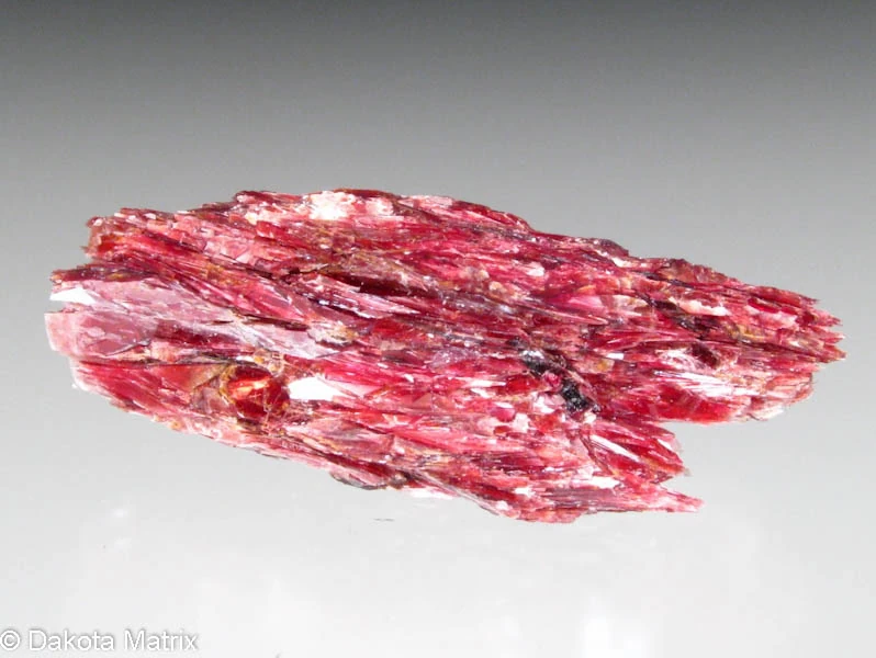 Alurgite | Gemstone Wiki | Fandom