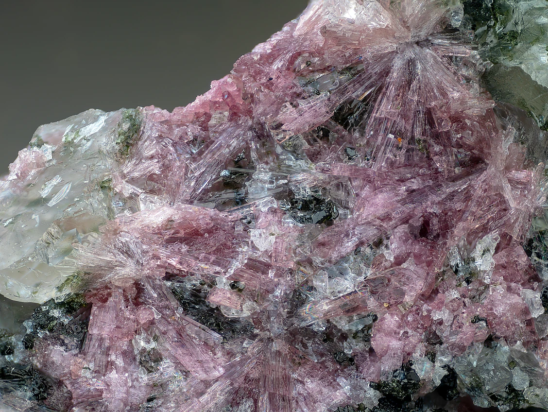 Tabular Miserite | Gemstone Wiki | Fandom