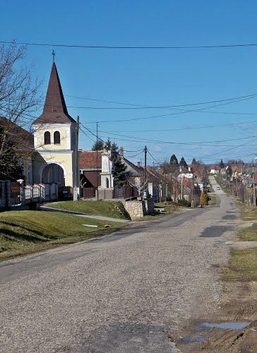 Bagola | Familypedia | Fandom