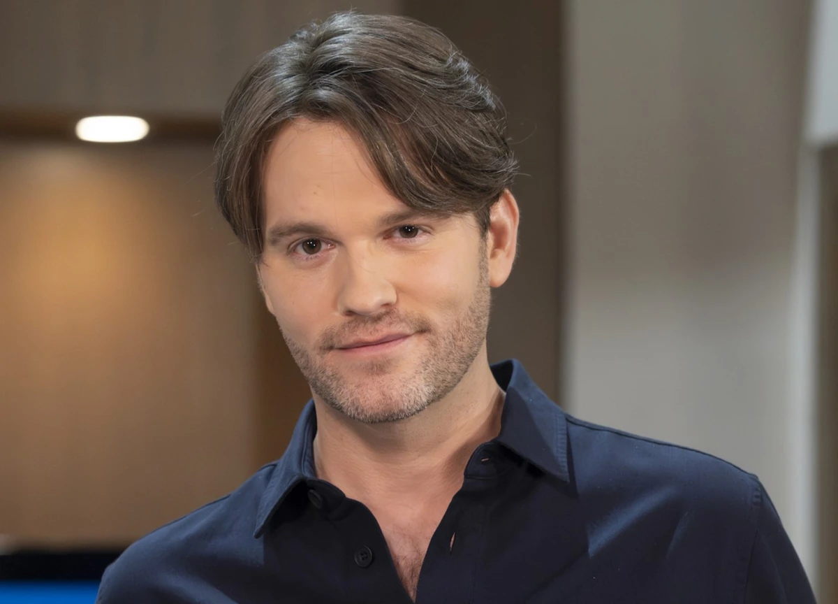 Ryan Carnes Girlfriend