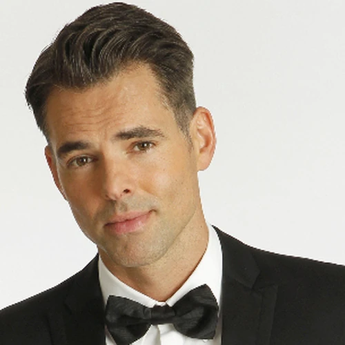 B5 Dustin Girlfriend Pregnant