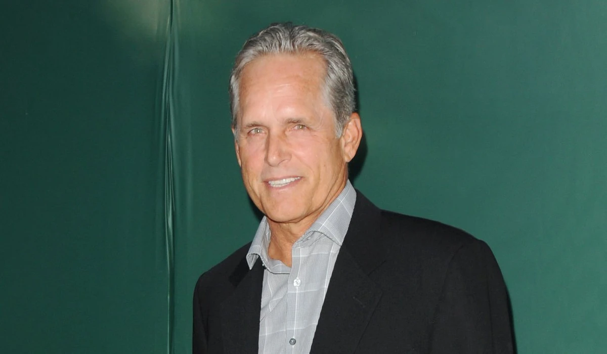 Gregory Chase (Gregory Harrison) | General Hospital Wiki | Fandom