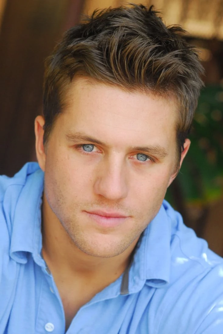 Brandon Lowell (Ross Thomas) | General Hospital Wiki | Fandom