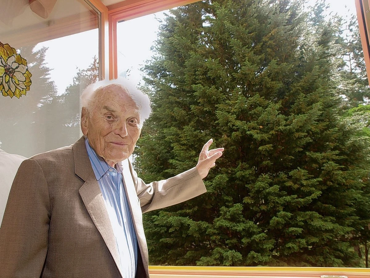 Erich Walde | Gerontology Wiki | Fandom
