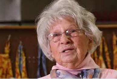 Connie Sawyer Biography