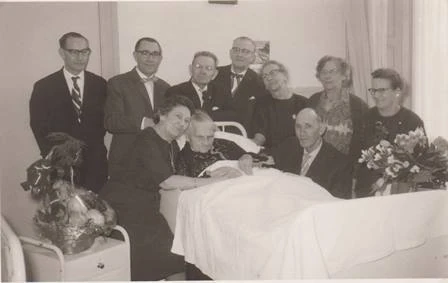 Johanna Zandstra-Giezen | Gerontology Wiki | Fandom