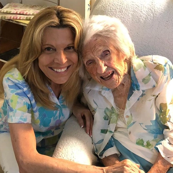 Helen White | Gerontology Wiki | Fandom