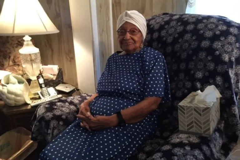 Susie Lewis | Gerontology Wiki | Fandom