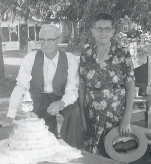 Laura Dunlap | Gerontology Wiki | Fandom