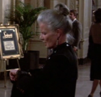 Mrs. Van Hoffman | Ghostbusters Wiki | Fandom