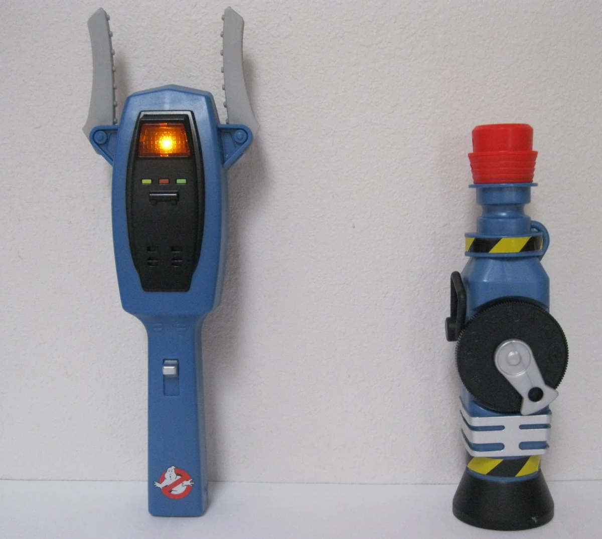 User blog:Mrmichaelt/Review of Hasbro's P.K.E. Shocker and Ghost ...