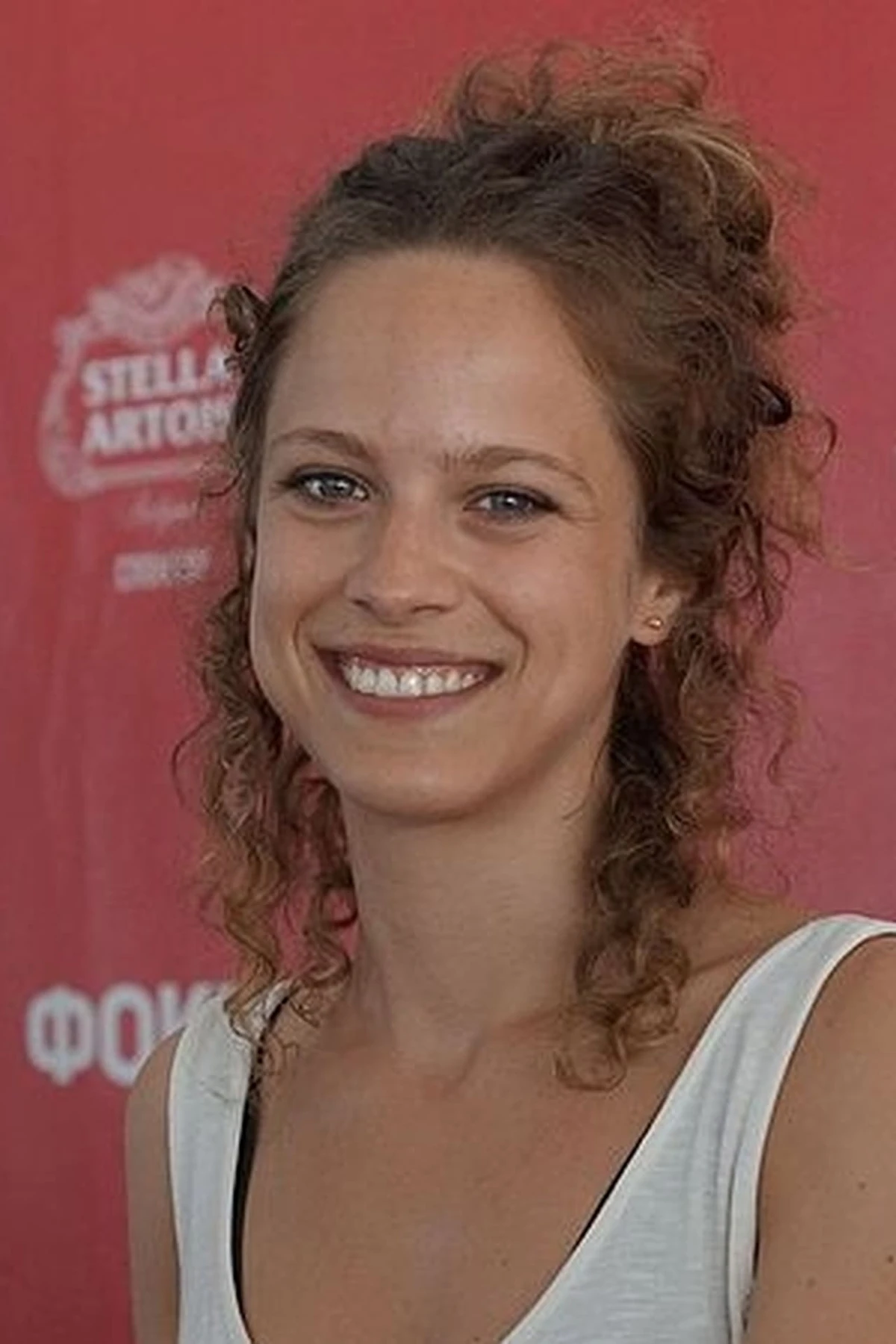 Category:Cast (GR) | Ghosts Wiki | Fandom