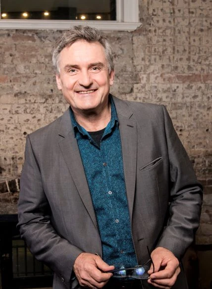 Richard Glover | Ghosts Wiki | Fandom