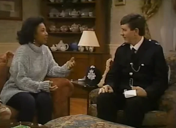 A Crime of Two Cities | Ghostwriter Wiki | Fandom