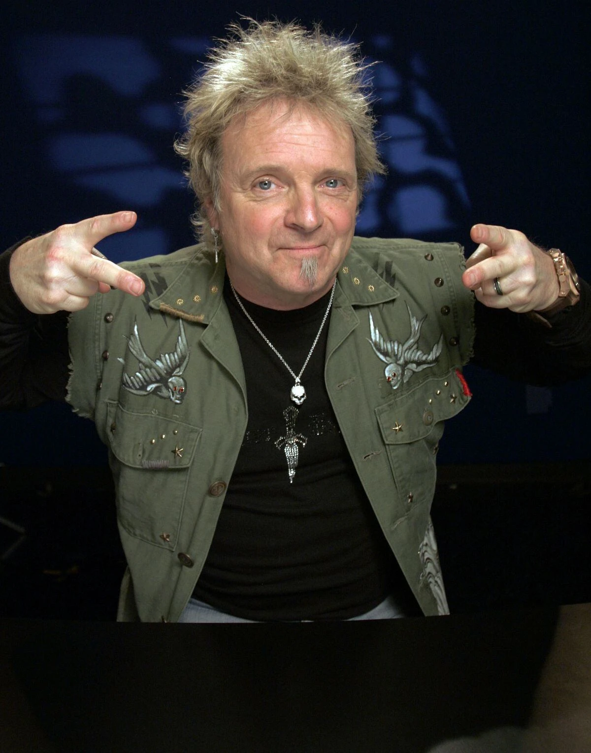 Joey Kramer | Guitar Hero World Tour: Definitive Edition Wiki | Fandom