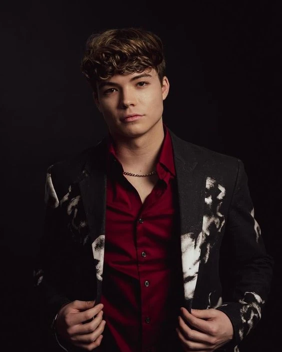 Connor Finnerty | Gianina Wiki | Fandom