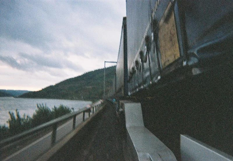 How to Travel Around Europe for Free by Train-Hopping | GIFGAS Wiki ...