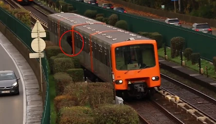 A man is sharing his "subway surfing" videos in Brussels. | GIFGAS Wiki ...