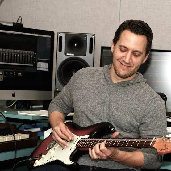 Jason T Miller | Gigi Rowe Wiki | Fandom