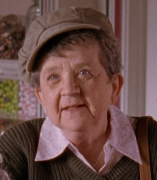 Mrs. Cassini | Gilmore Girls Wiki | Fandom