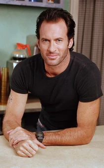 Luke Danes/Gallery | Gilmore Girls Wiki | Fandom