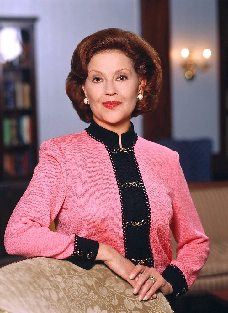 Emily Gilmore | Gilmore Girls Wiki | Fandom