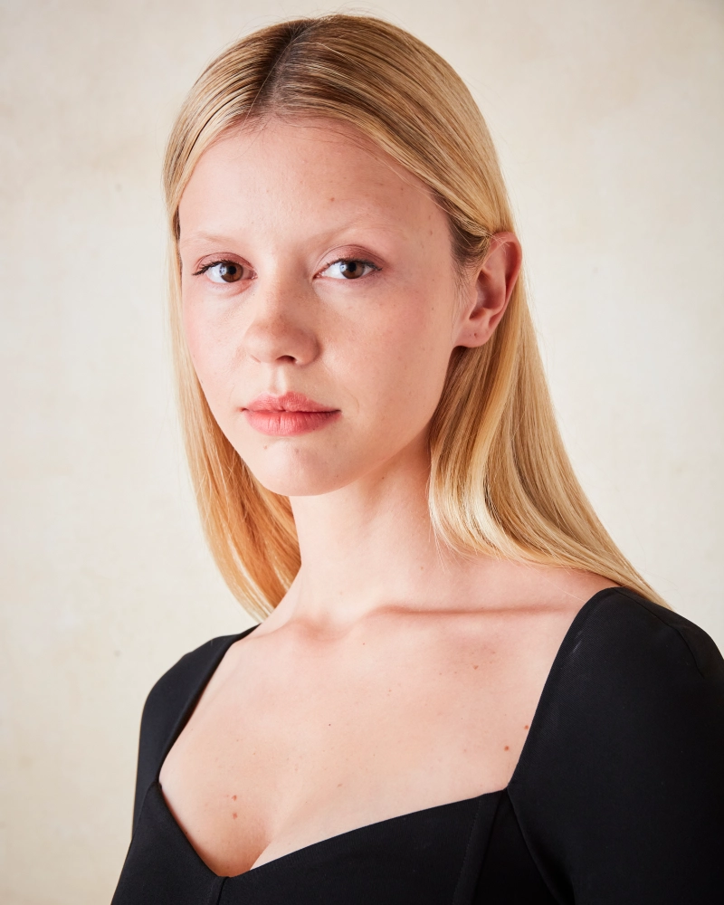 Category:Mia Goth | Girlbosses & Female Manipulators Wiki | Fandom