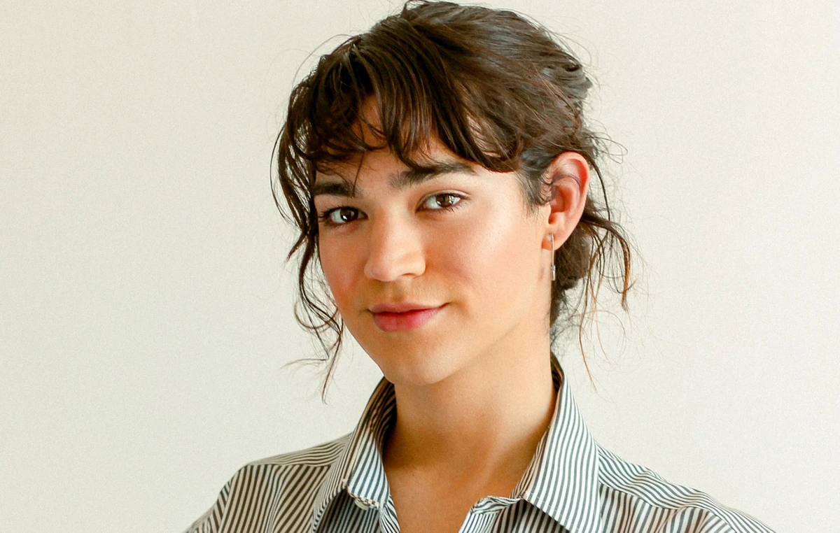 Miss Benny | Glamorous Wiki | Fandom