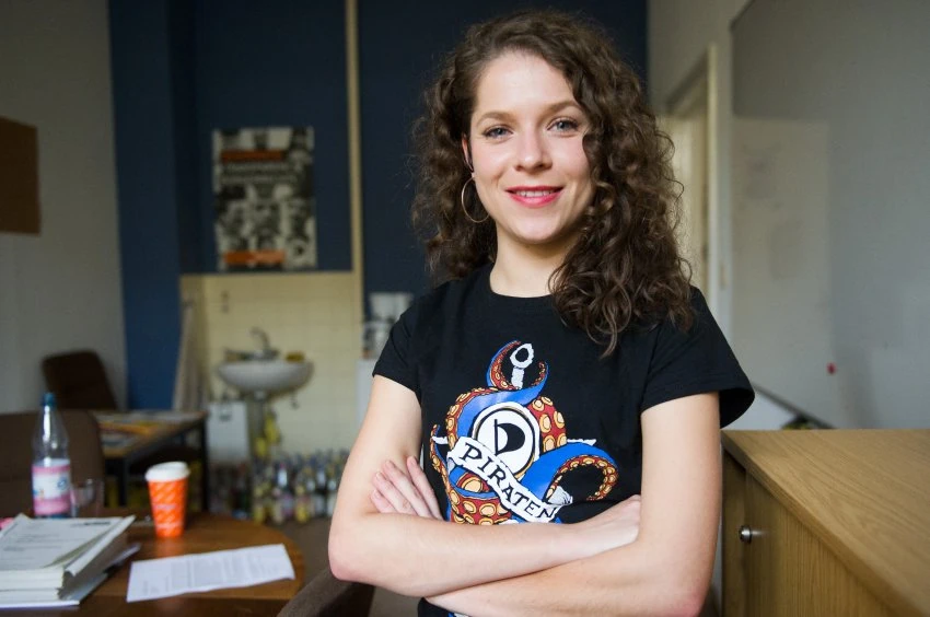 Anne Helm | Glee Wiki | Fandom