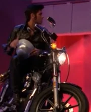 Carl Howell | Glee Wiki | Fandom