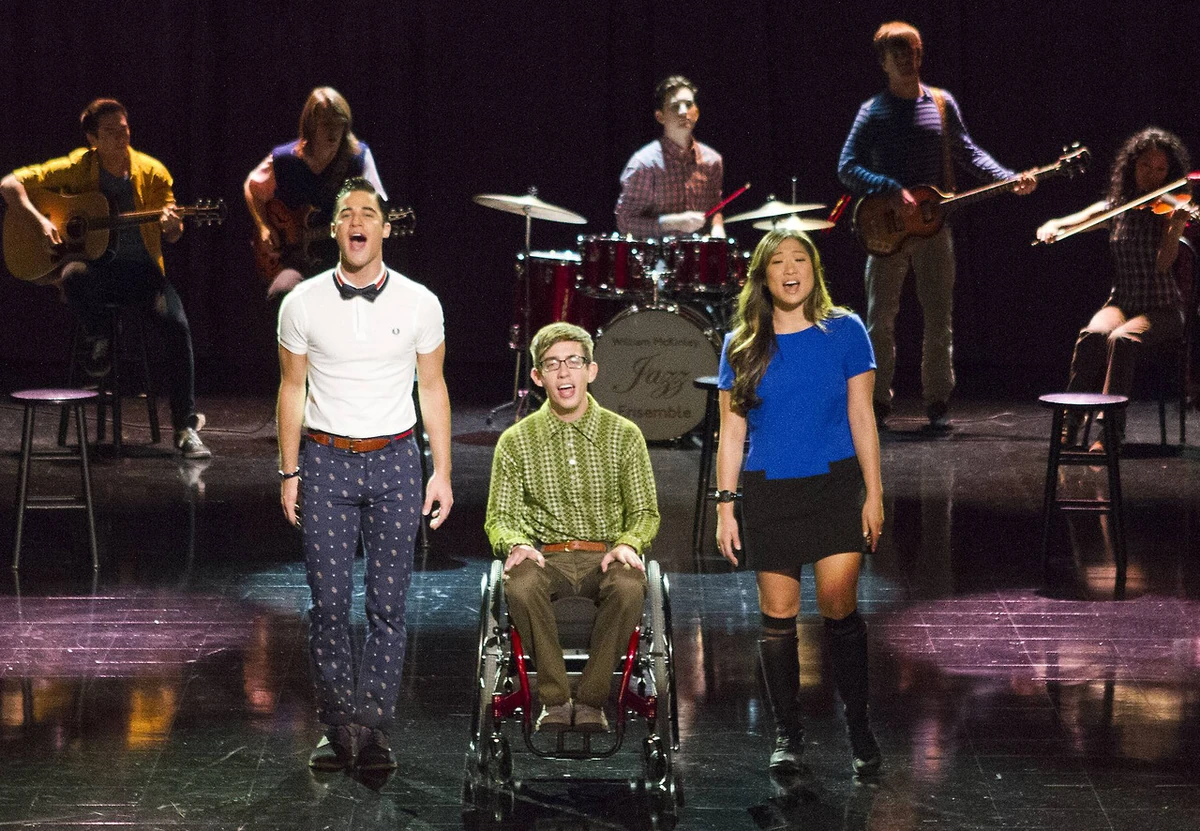 Breakaway | Glee Wiki | Fandom