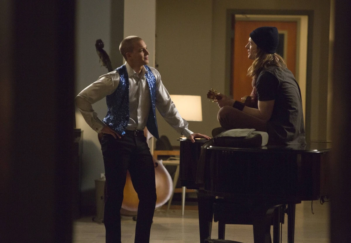 Alistair | Wiki Glee France | Fandom