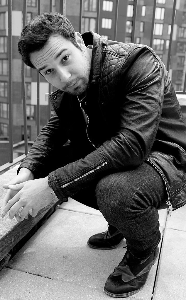 Skylar Astin | Glee Wiki | Fandom