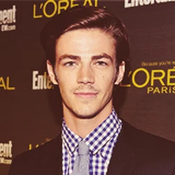 Jessica Lowndes Und Grant Gustin 20+ Grant Ideas | Grant Gustin, The