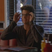 Elliott Gilbert | Glee Wiki | Fandom