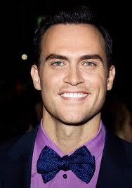 Quem Fez Cheyenne Jackson Tocar Em Glee