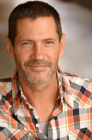 Thomas Calabro | Glee Wiki | Fandom