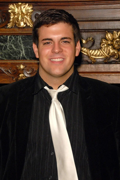 Michael A. MacRae | Wiki Glee France | Fandom