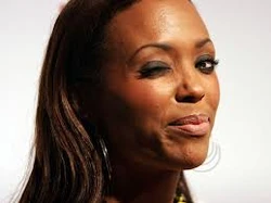 Aisha Tyler Robin Gregory