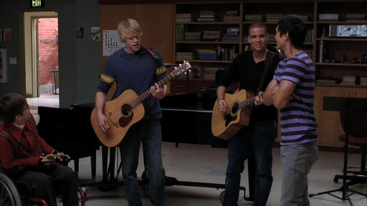 Billionaire | Glee Wiki | Fandom