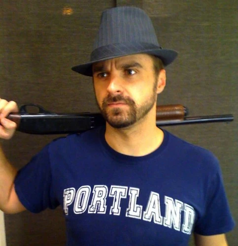 Ross Maxwell | Wiki Glee France | Fandom