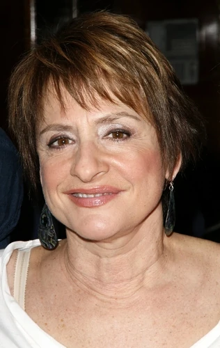 Patti LuPone | Glee Wiki | Fandom