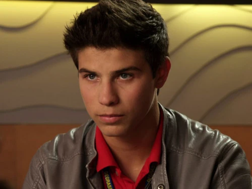 Coming Out | Glee: The New Years Wiki | Fandom