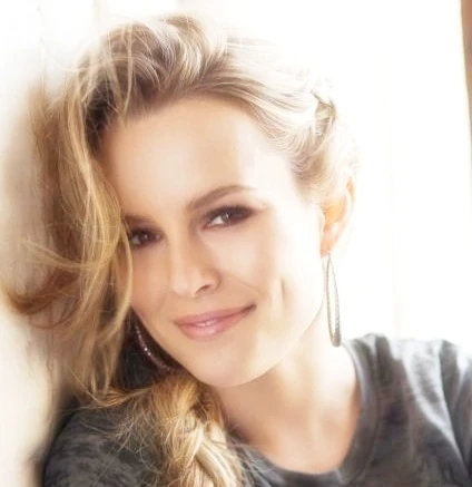 Taylor Reed | Glee: The Future of Us Wiki | Fandom